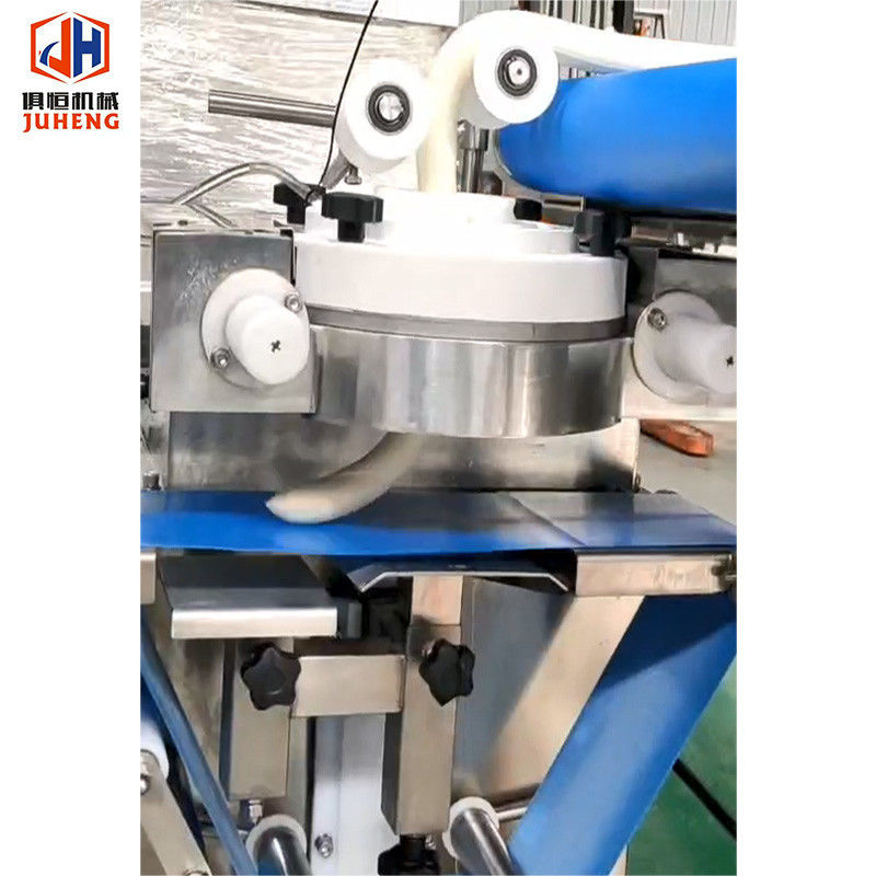 CE Chinese Meat Pie Production Line Snack Stuffed Rolls Unbaked Meat ...